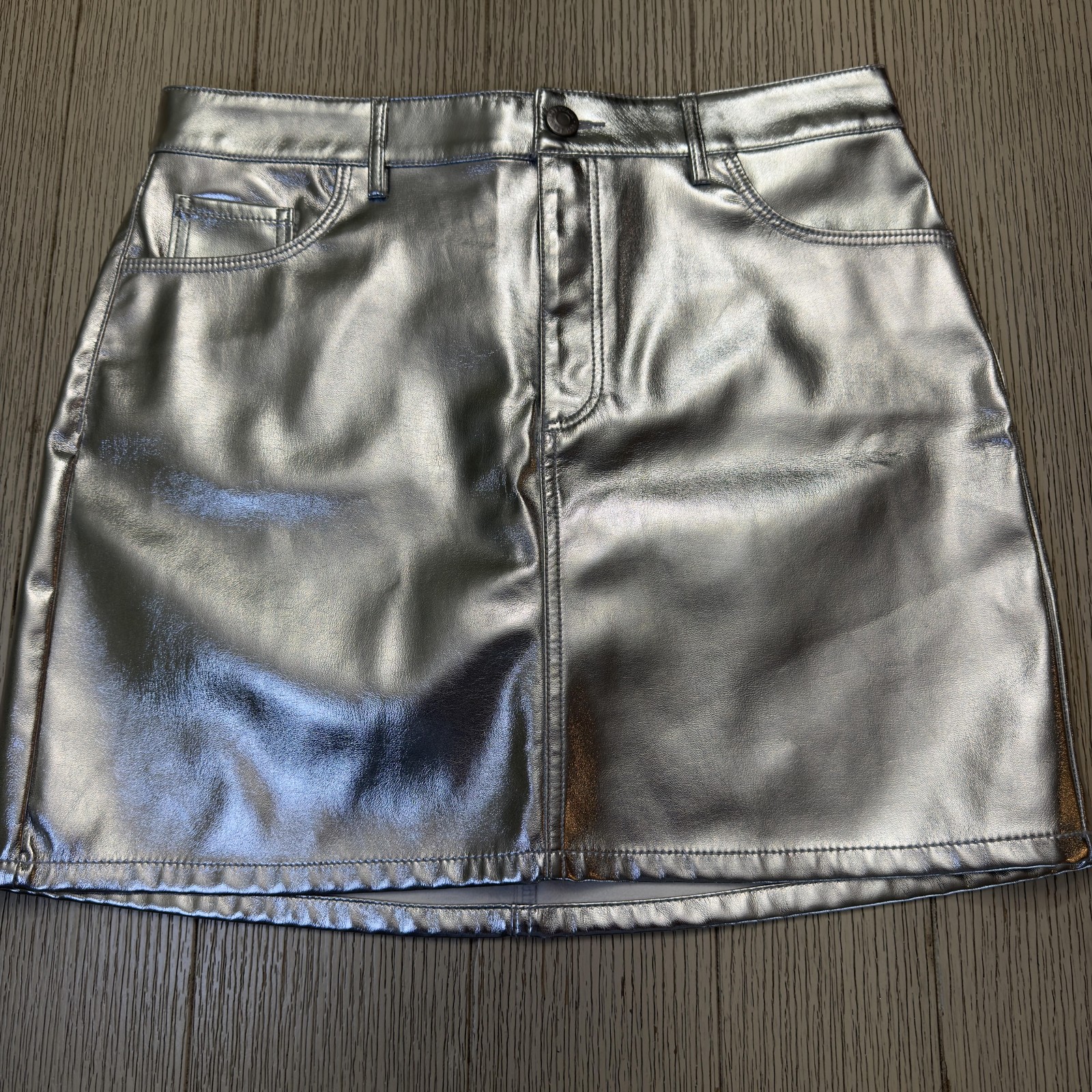 LOFT Skirt Womens 10 Silver Metallic Denim Mini Pockets Zip Casual Party