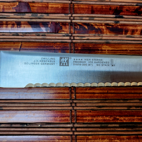 ZWILLING J.A. HENCKELS SOLIGEN GERMANY 31076-200 (8") SERRATED BREAD ...