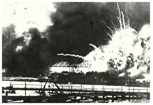 USS SHAW EXPLODES DURING THE ATTACK ON PEARL HARBOR 12/7/41 | eBay