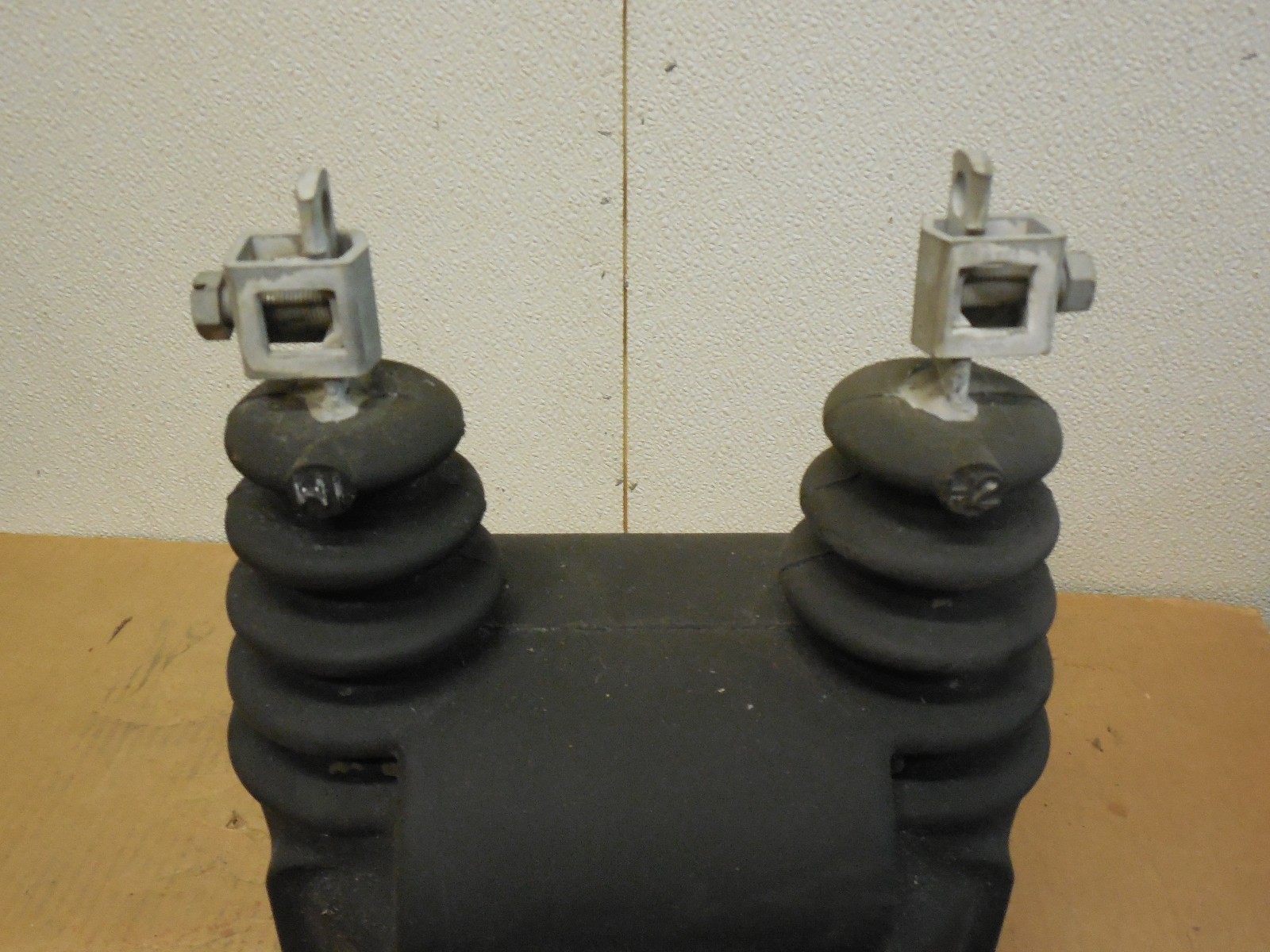 ABB TRANSFORMER VOY-60 7525A85G01 20:1 PRI 2400/4160Y 60KV 60 KV 1000VA ...