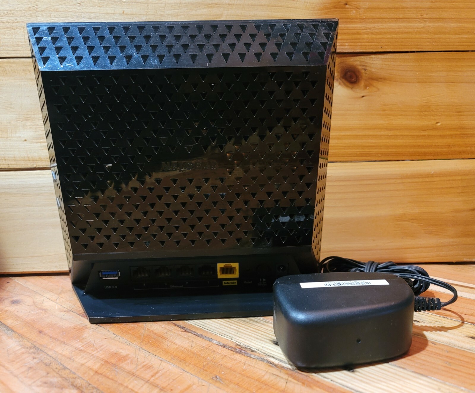 NETGEAR R6200V2 Smart WiFi Router Ac1200 Dual Band Gigabit for sale ...