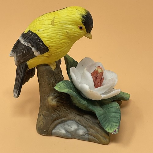 Vintage Porcelain Bird Figurine American Goldfinch Ceramic, Magnolia ...