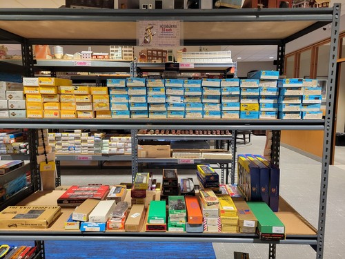 HO Scale $8.50 ea. Lot Assorted Rolling Stock Train Built Kits | eBay