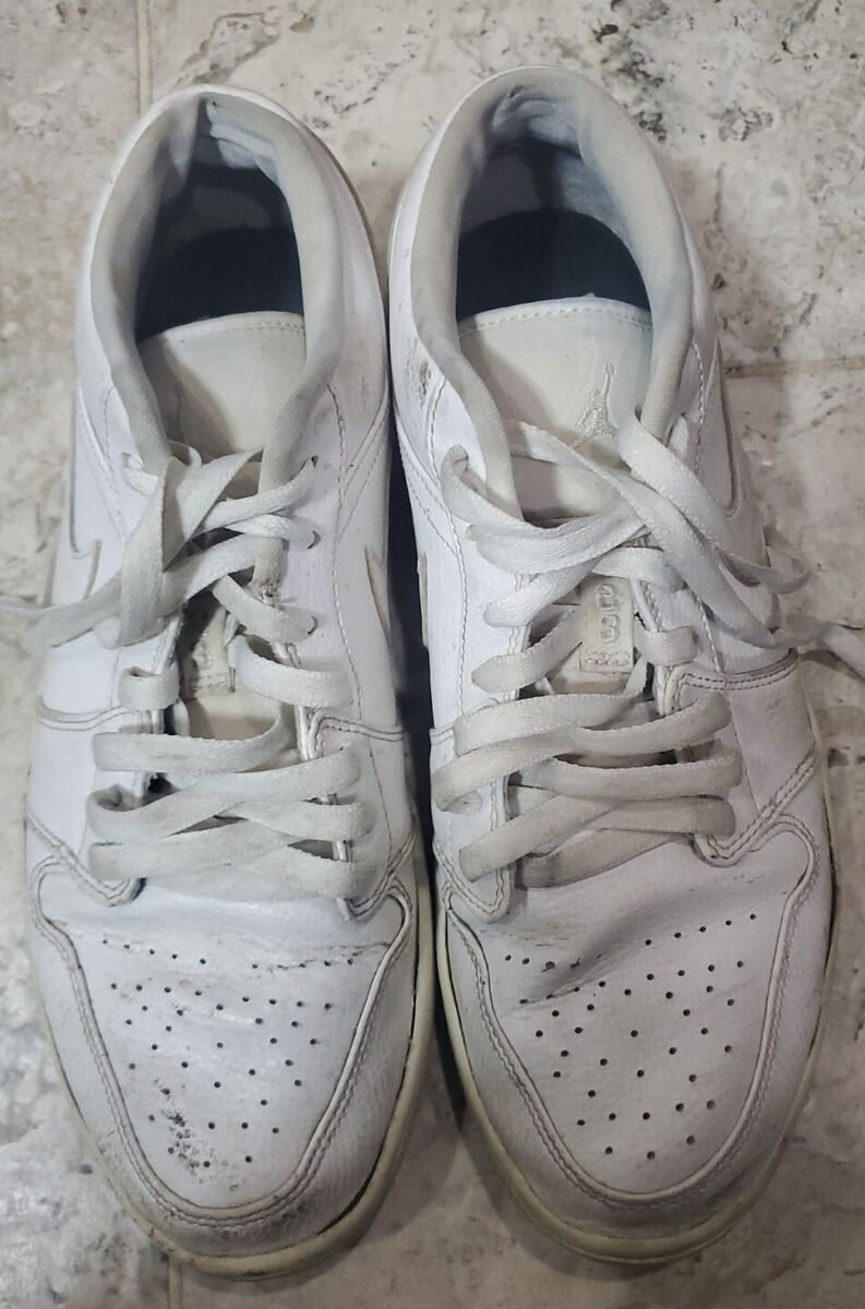 ONLY SIZE Nike Air Jordan 1 Low Triple White Men's Size US10 ONLY SIZE Nike Air Jordan 1 Low Triple White Men's Size US10