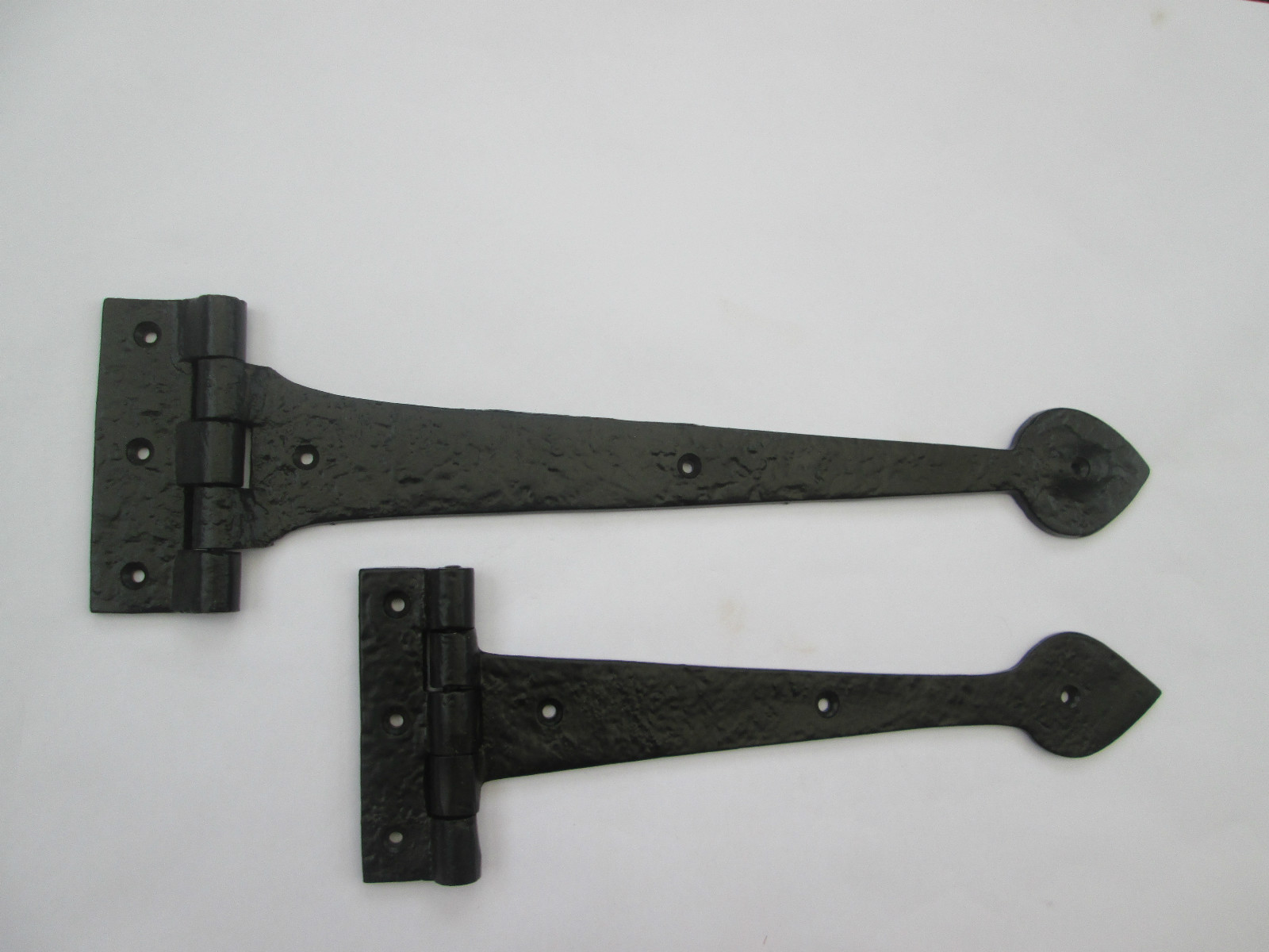 IN 7 DESIGNS- 1 pair Black Antique old English country door gate tee t ...