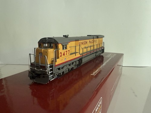 Ho Scale Union Pacific Broadway Limited Paragon2 DCC/Sound GE C30-7 ...