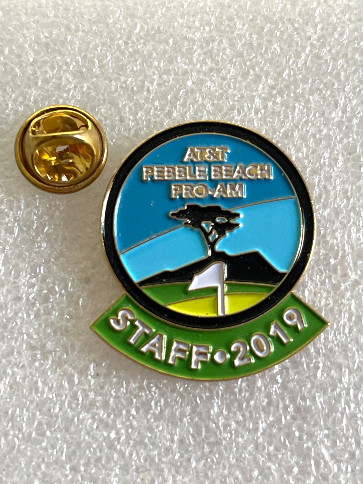 AT&T Pebble Beach Pro-Am Staff 2019 Lapel Hat Tie Pin.(32) | eBay