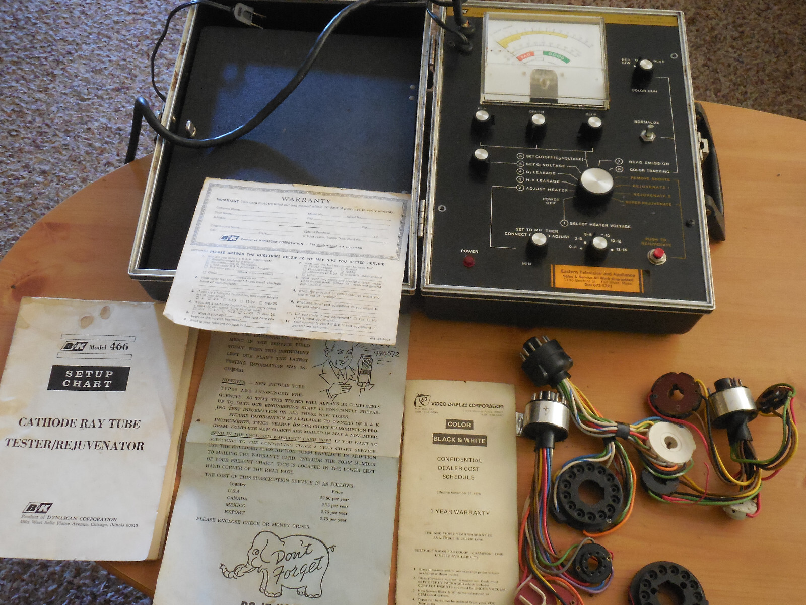 B&K Model 466 CRT Tester Rejuvenator w/ Adapters, Manuals, Converters ...