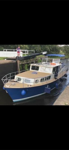 Dutch Motor Cruiser 45’ twin Volvo Diesel, onboard 10KVA Generator ...