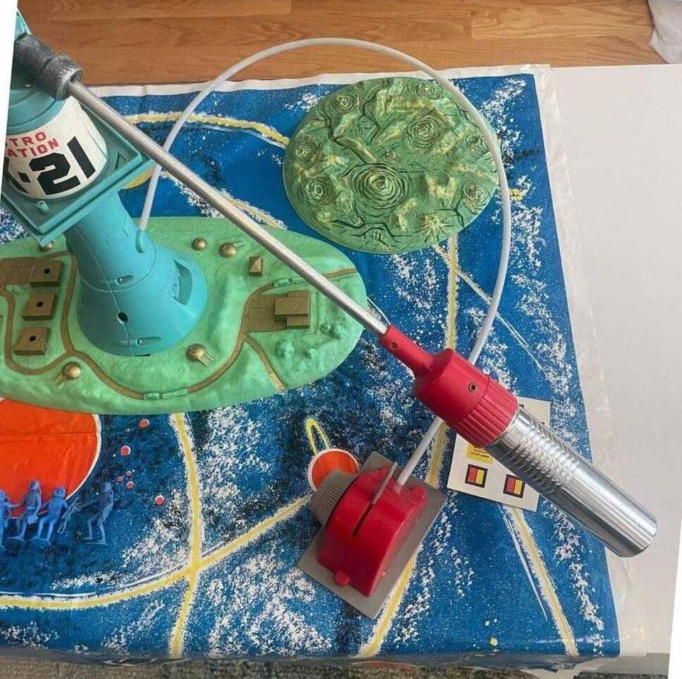 1962 MARX SPACE RANGER FLYING SPACE SHIP IN ORIGINAL BOX WORKING !! | eBay