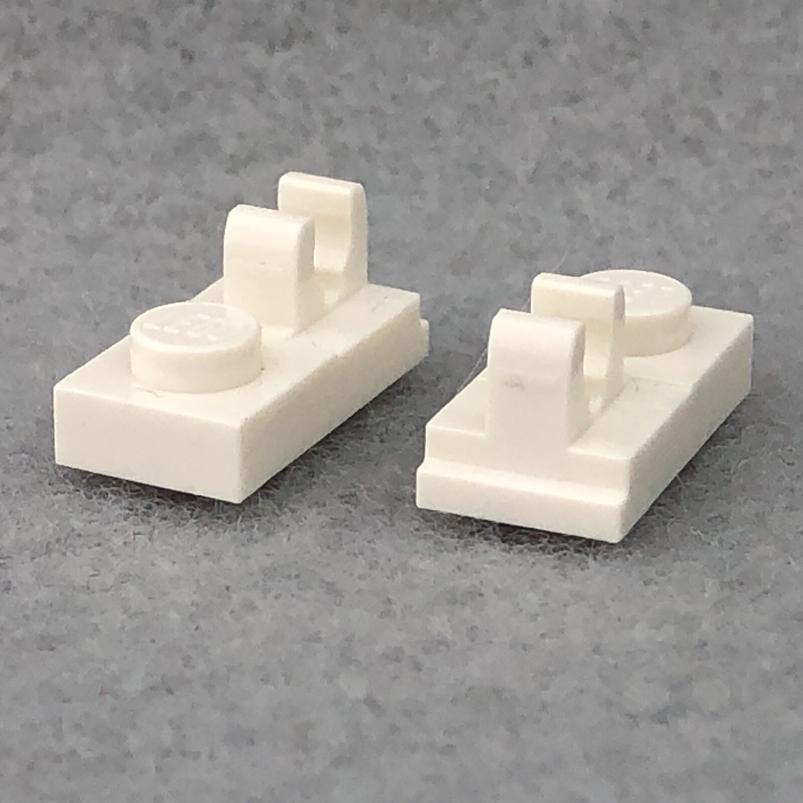 LEGO 92280 White Plate, Modified 1 x 2 with Clip with Center Cut on Top ...