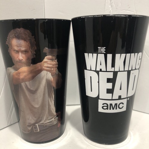 The Walking Dead Funky Set of 2 Rick & Glenn Pint Black Glass Tumbler ...