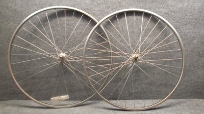Wheels & Wheelsets - Araya 700C - Nelo's Cycles