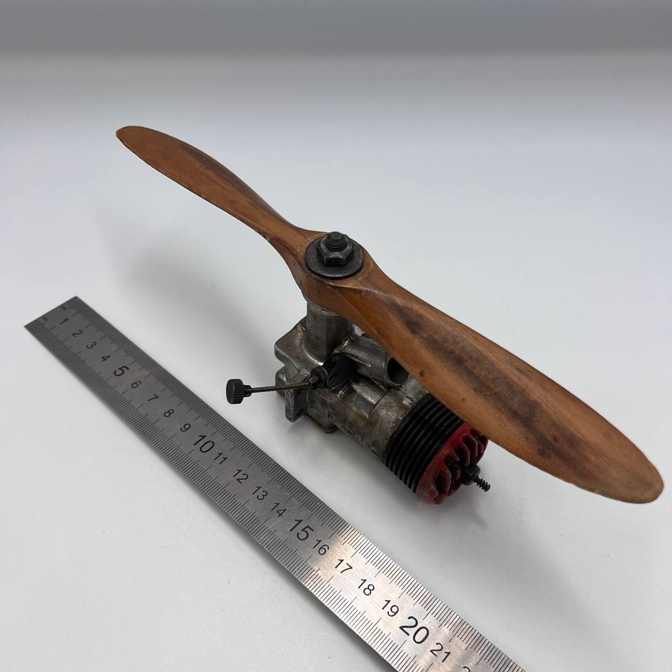 Vintage McCoy 35 Red Head Model Airplane Radio Control Engine Propeller ...