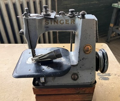 Singer 240 Series Commercial Hat Maker Millinery Chain Stitch Sewing ...