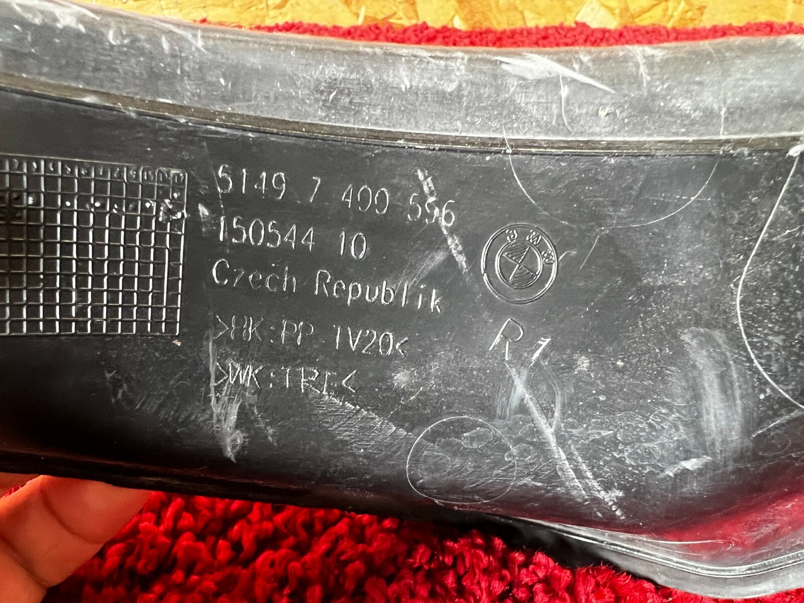 BMW 17-23 G30 F90 REAR RIGHT PASSENGER SIDE TRUNK SEAL TRIM COVER PANEL ...