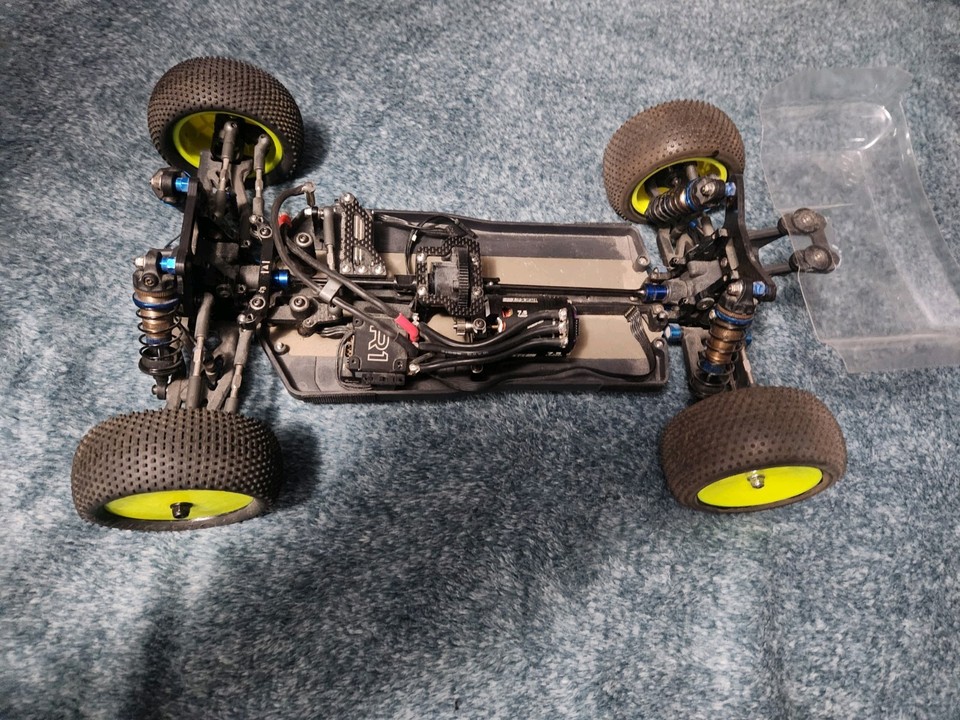 Team Associated B74 4wd Buggy Roller Rolling Chassis Slider Brushless ...