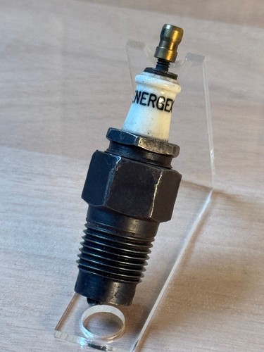 Vintage ENERGEX 'P' 1/2" Taper Spark Plug Automobile Car Collection Hit ...