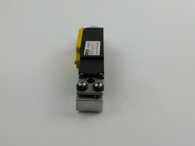 SICK I12S I12-sb213 I12sb213 Safety Interlock Switch for sale online | eBay