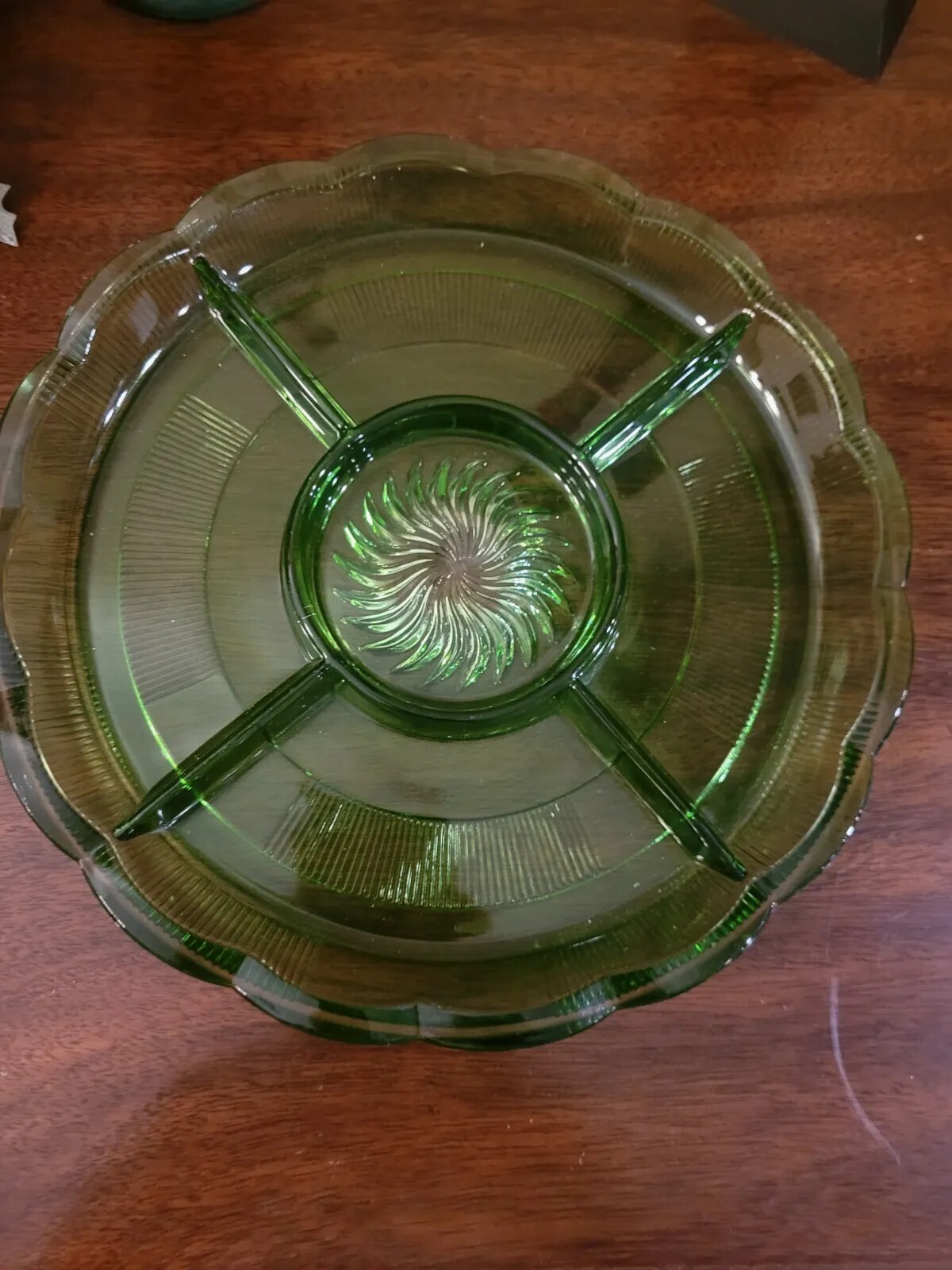 BEAUTIFUL VINTAGE CHRISTMAS GREEN RELISH TRAY - 4 SECTIONS | eBay