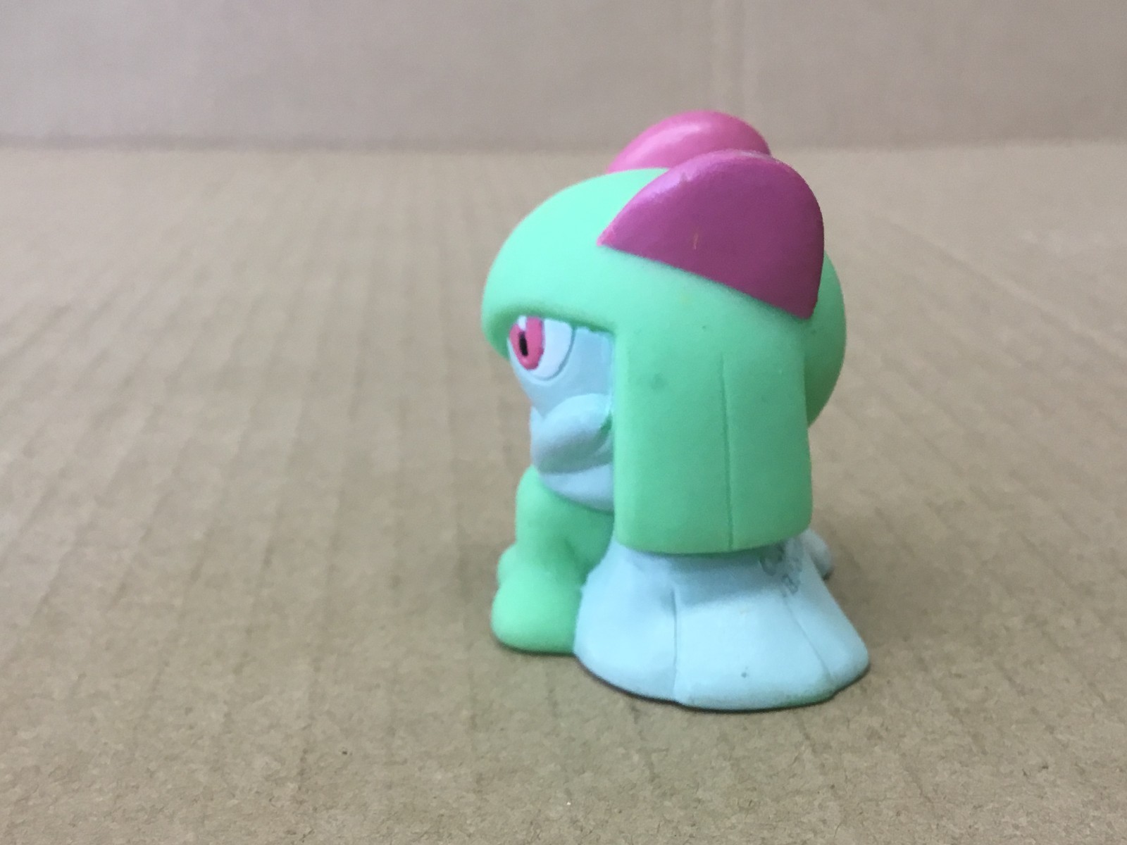 2003 Pokemon Finger Puppet Kirlia Figure Gotta Catch Them All Nintendo ...