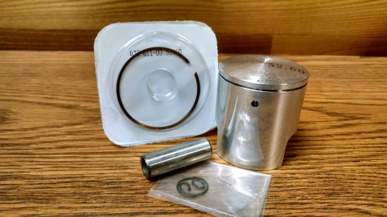 PISTON KIT YAMAHA KT100 KART O/S+.60mm 52.60MM KT-100 RKE 787 NOS | eBay