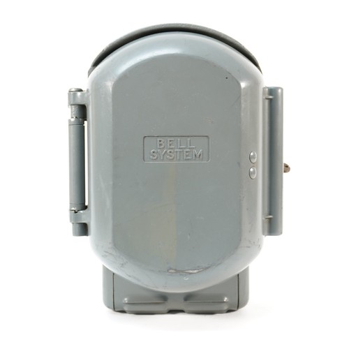 Vintage 1972 Bell System telephone call box pole phone with key | eBay