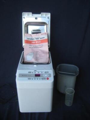 HITACHI BREAD MACHINE MAKER AUTOMATIC HOME BAKERY HB-B101 + MANUAL ...