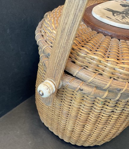 Vintage Nantucket Basket Scrimshaw 2 Ducks w/Dog Brown Wicker Purse | eBay