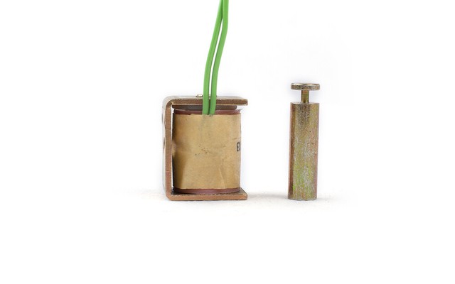 Zugmagnet Hubmagnet Elektro Magnet 24v 25 Ed online kaufen | eBay