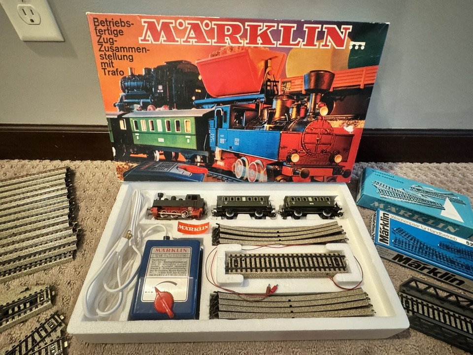 HUGE VINTAGE MARKLIN HO TRAIN SET LOT! Set Extra Track Cars Caboose ...
