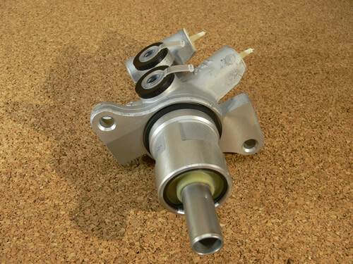 LAND ROVER MASTER CYLINDER BRAKE LR4 RANGE ROVER SPORT 10-13 NEW ...