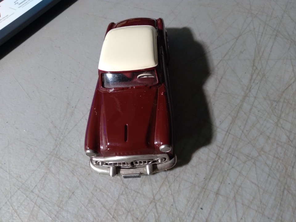 BROOKLIN MODELS BRK #55 1:43 1951 PACKARD MAYFAIR BURGANDY WITH WHITE ...