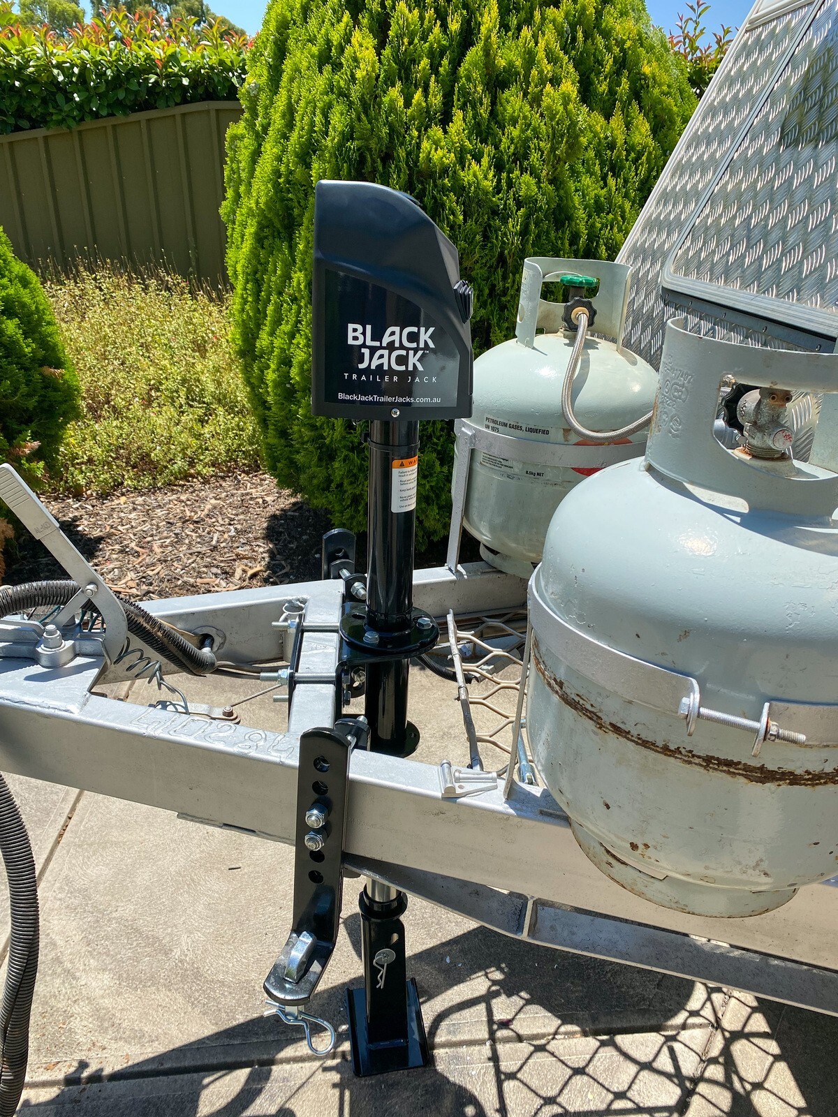 Black Jack Electric Caravan Jack 1600kg Trailer Jack BJTJ-1000 | eBay ...