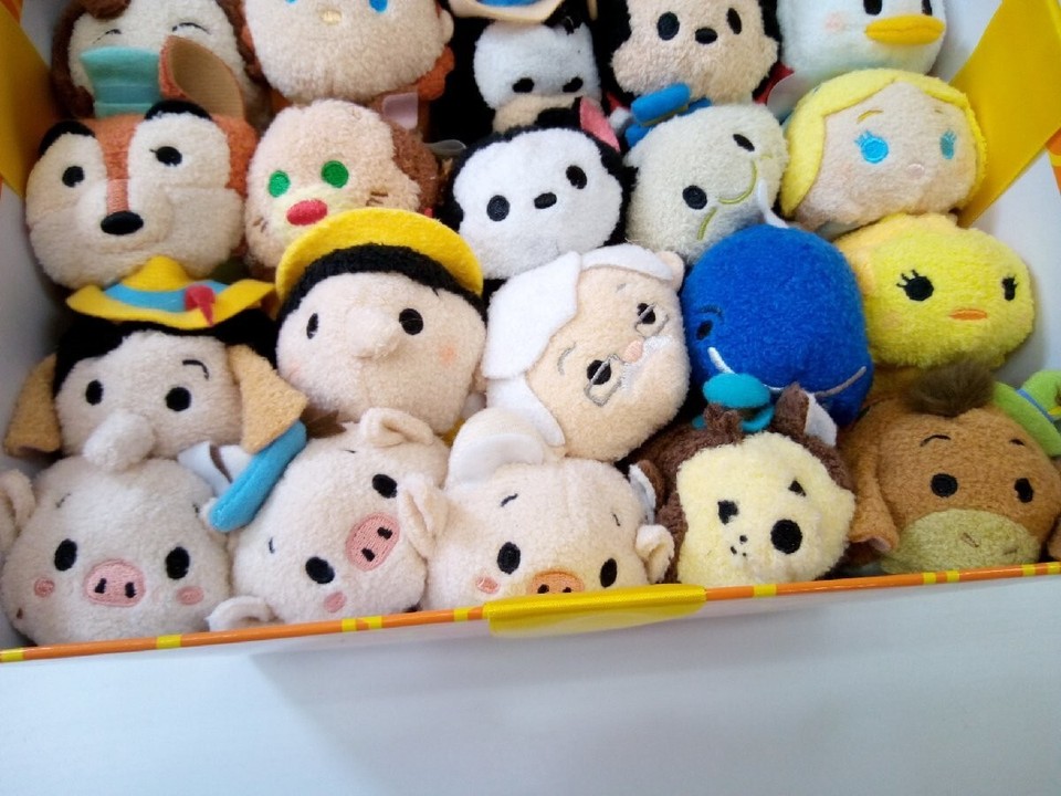 RARE Disney TSUM TSUM 4th Anniversary Box SET Exclusive to Disney Store ...