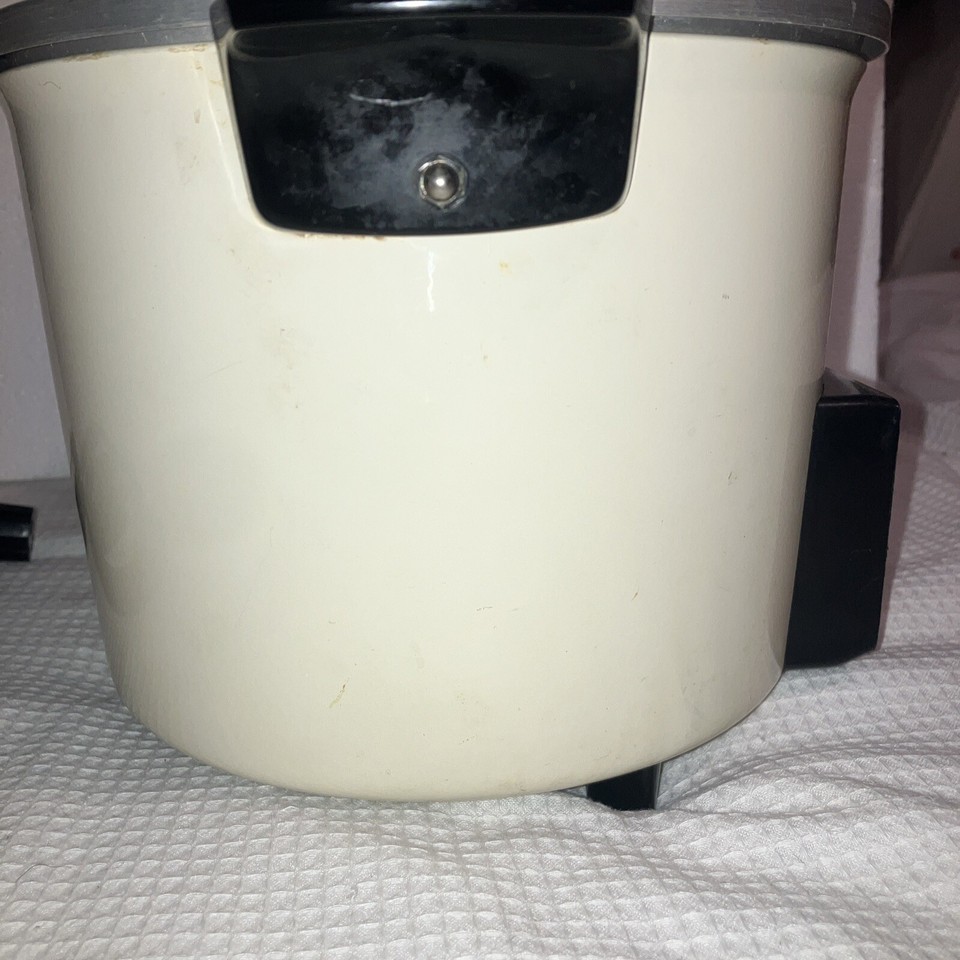 Hitachi Chime-O-Matic Automatic Food Steamer Rice Cooker Model RD-4053 ...