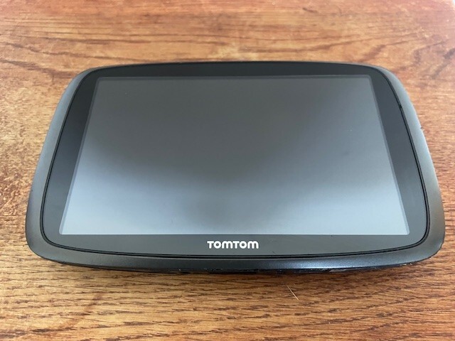 TomTom GO 6100 Sat Nav Lifetime World Maps/Speed Cameras/Traffic & 32GB ...