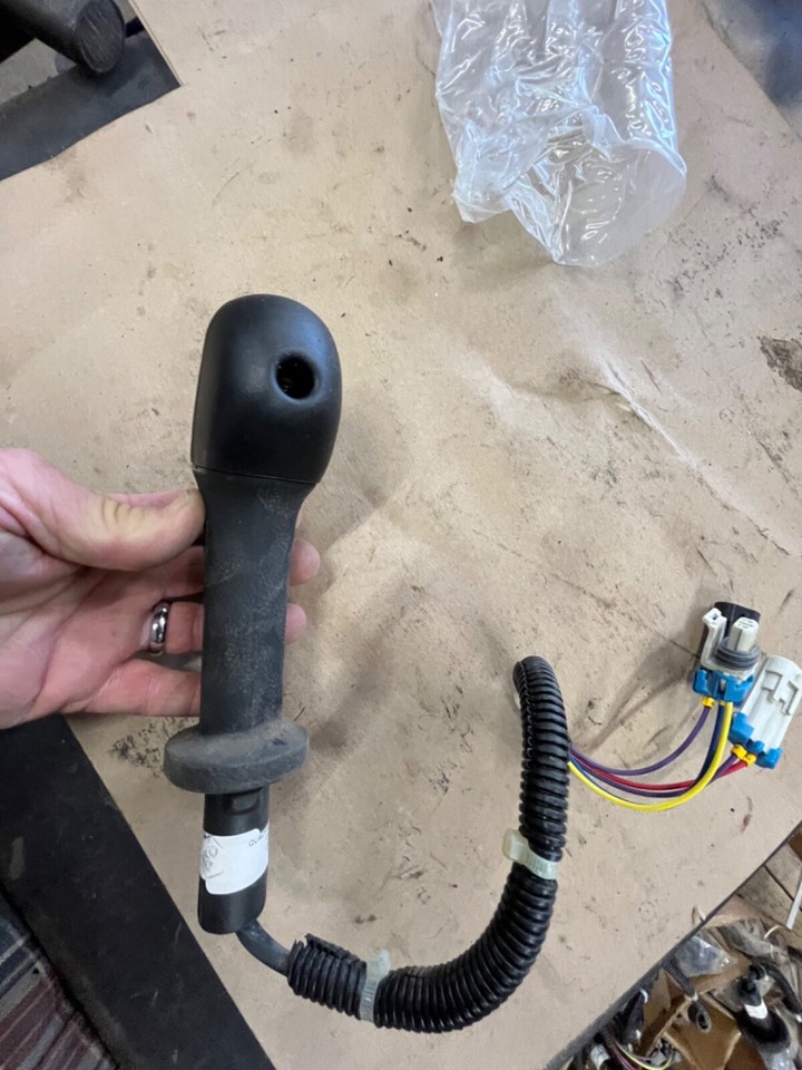 NOS 308598A1 RH Joystick Control Handle for fits Case 75XT 90XT 85XT ...