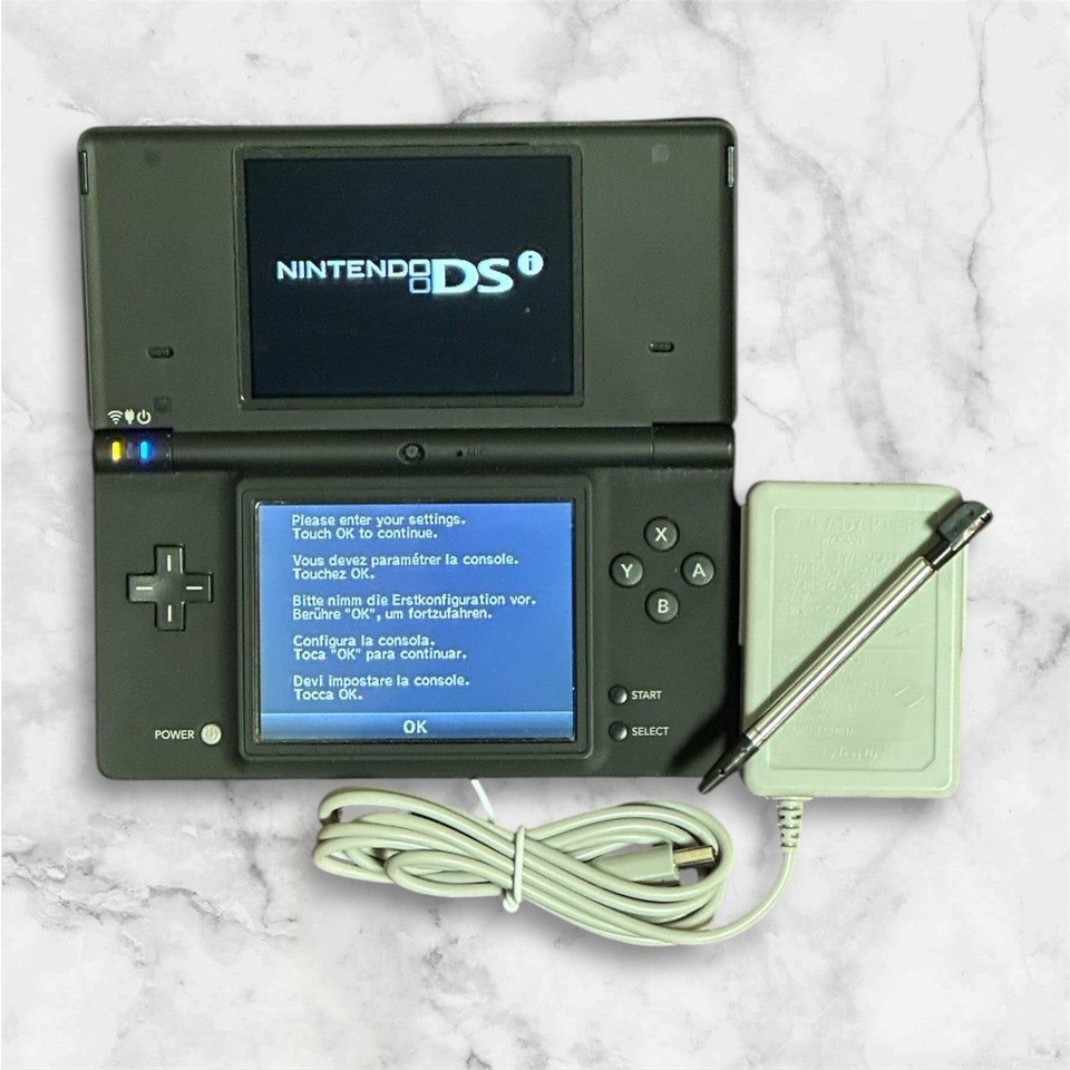 Nintendo DSi Black Console w/ Stylus and Charger - Tested - Ships Fast ...