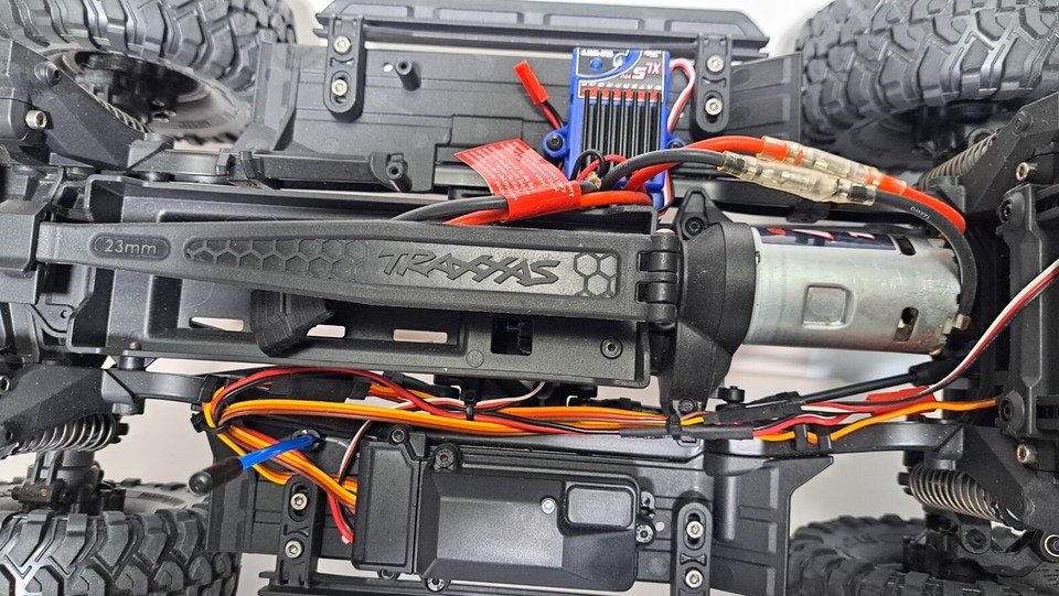 Traxxas TRX-4 Sport 4WD Rock Crawler Trail Truck & TRX4 Single Speed ...