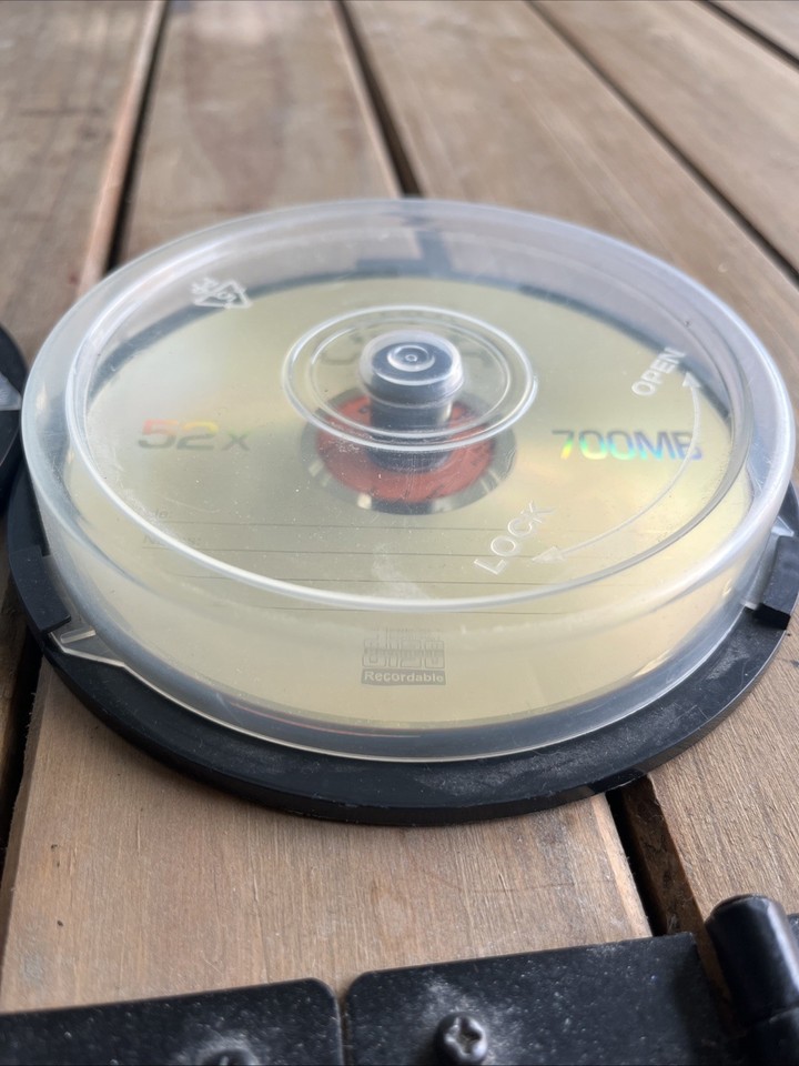 19 Blank CD-R Recordable CD discs On Spindles, 18x Verbatim 1x Tesco ...