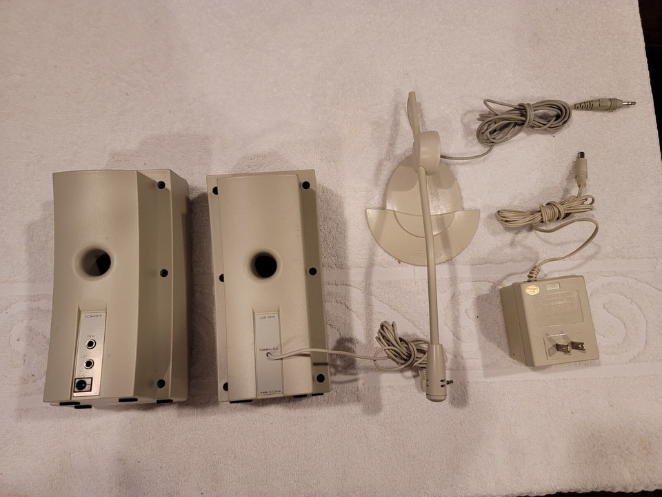 LABTEC COMPUTER SPEAKERS LCS-1015 AND MICROPHONE BUNDLE | eBay