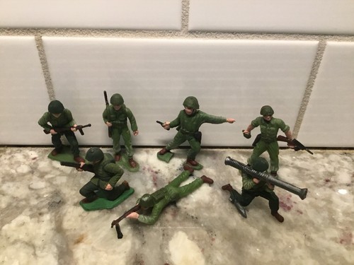 Toy Soldiers 14 Plastic 1.75" WWII U.S. GIs | eBay