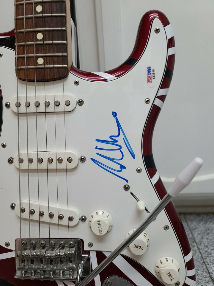 EDDIE VAN HALEN Signed Autographed Frankenstrat FENDER Guitar PSA ...
