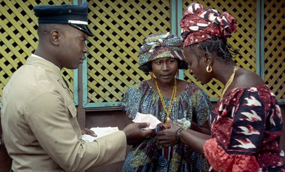 Mandabi (The Criterion Collection) (Blu-ray) Guey Makuredia Ndiaye ...