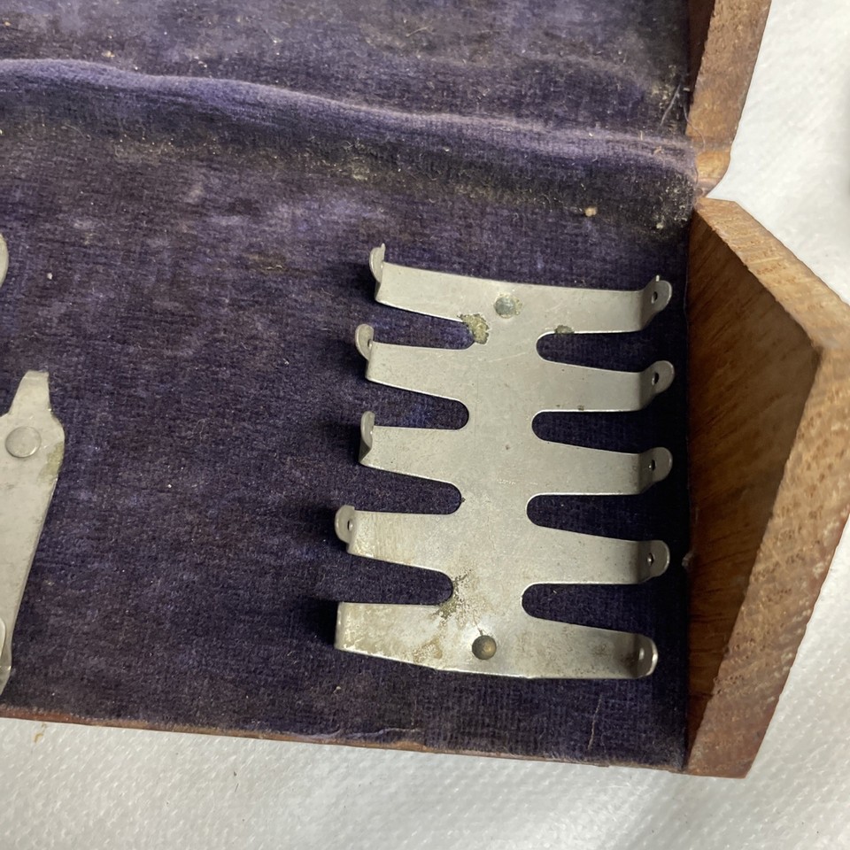 Vintage Singer Sewing Machine Accessories Puzzle Box Wood Oak ...