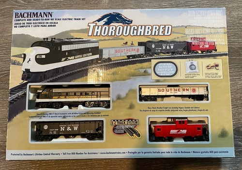 Bachmann Trains Thoroughbred HO Scale Train Set- Tracks And Train Cars ...