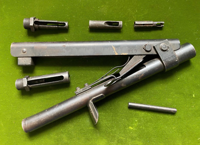 Riveters - Pulling Head