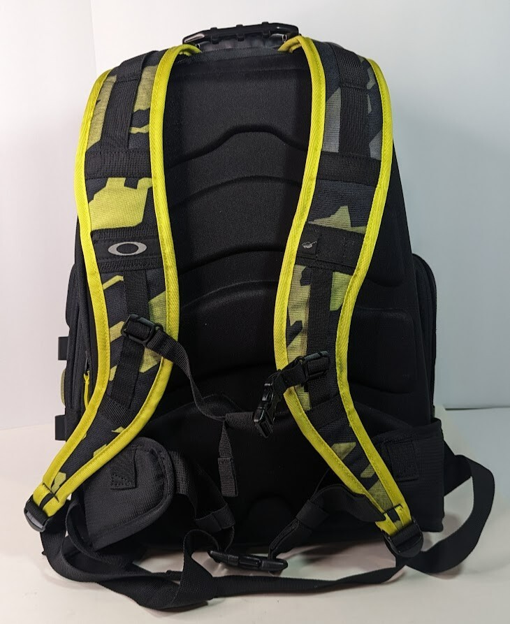 Oakley Tactical Field Gear Backpack 20-S1242-B Daypac… - Gem