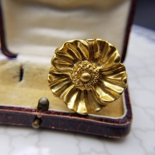 KENZO Paris Gold Flower One Point Elegant Vintage Flower Brooch Pin ...